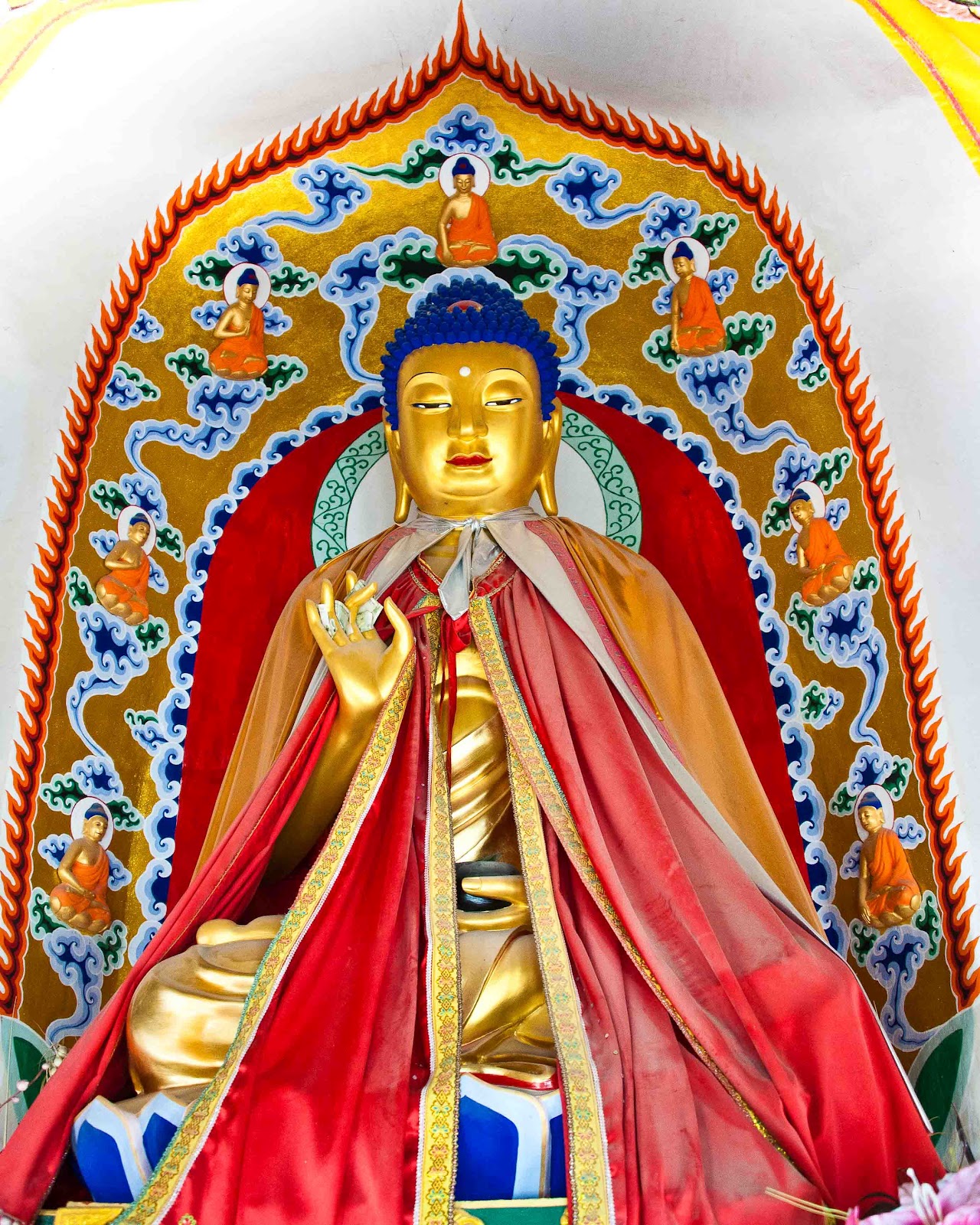 Life on Nanchang Lu: The Horse's Hoof Temple: Mati Si 马蹄寺