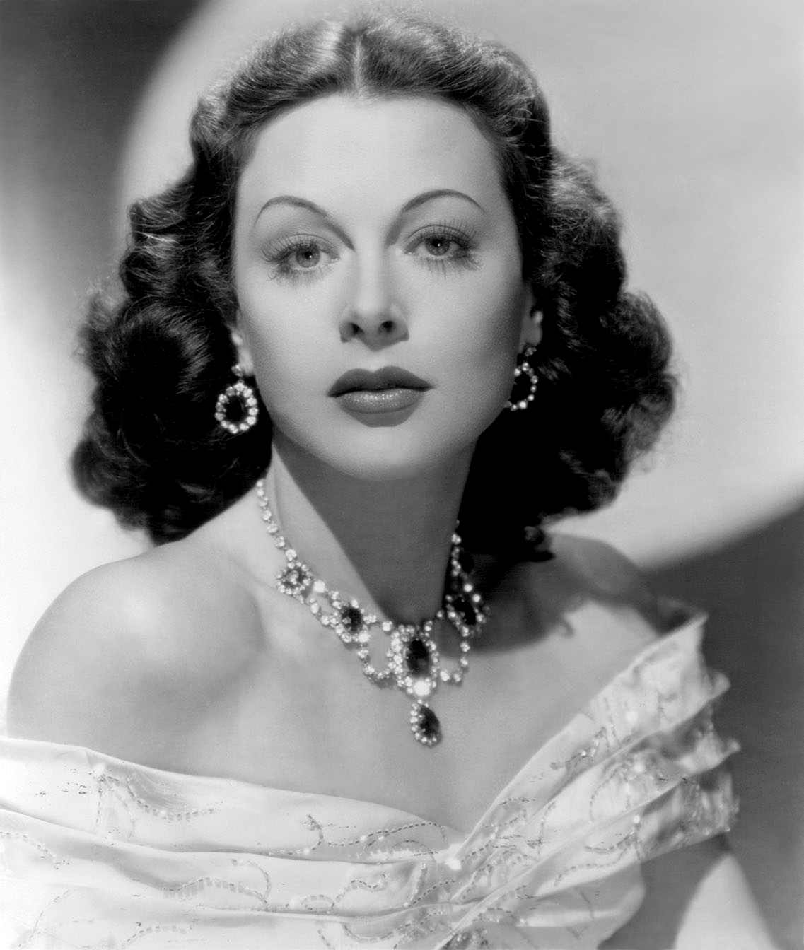 Inside the Apple: Postcard Thursday: Hedy Lamarr and the Invention of Wi-Fi