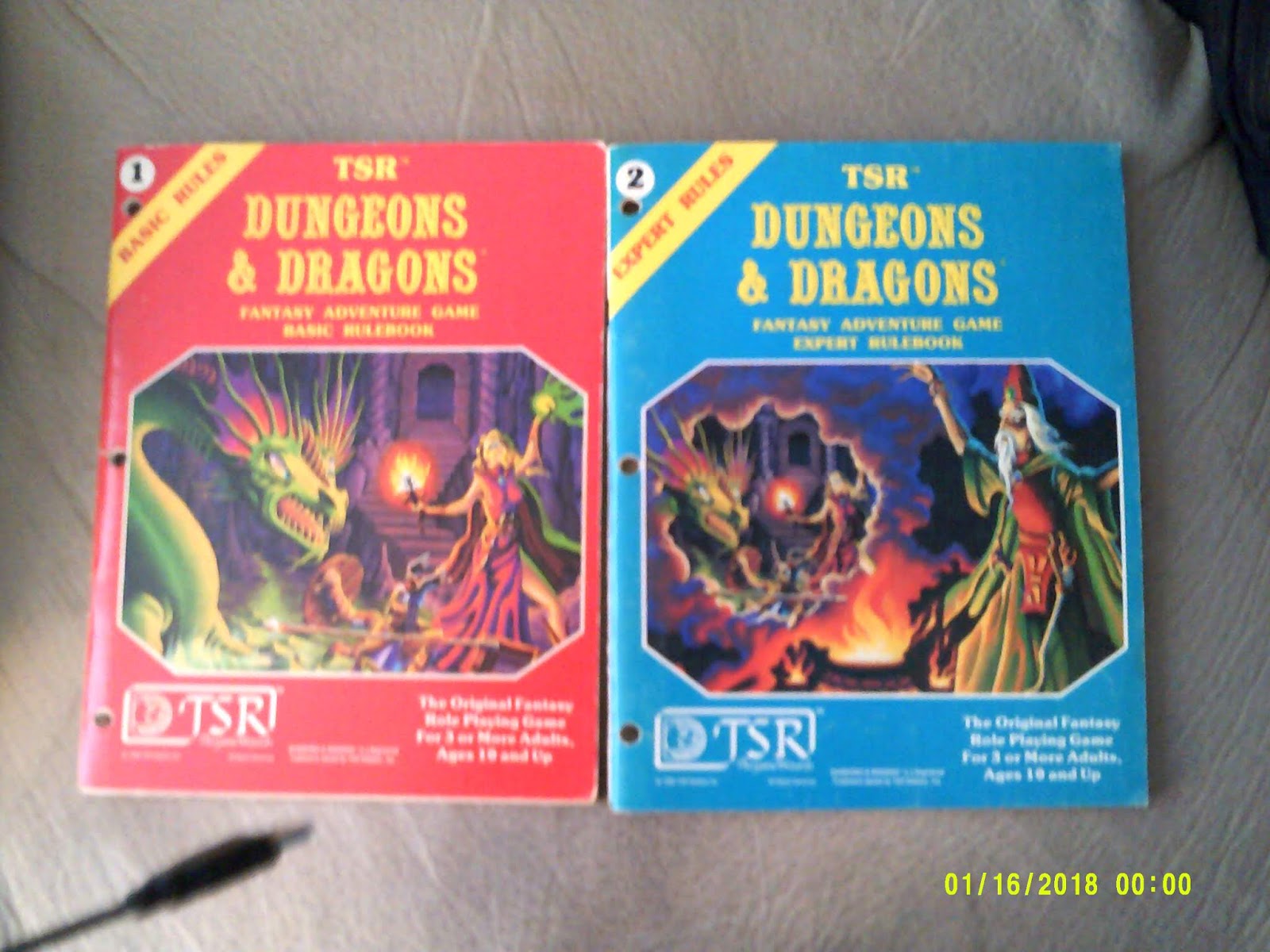 It Came From The Bookshelf!: Dungeons and Dragons - Basic and Expert ...