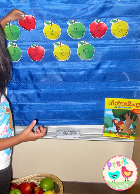 Pre-K Tweets: Learning Centers Blog Hop Series: Math & Manipulatives Center