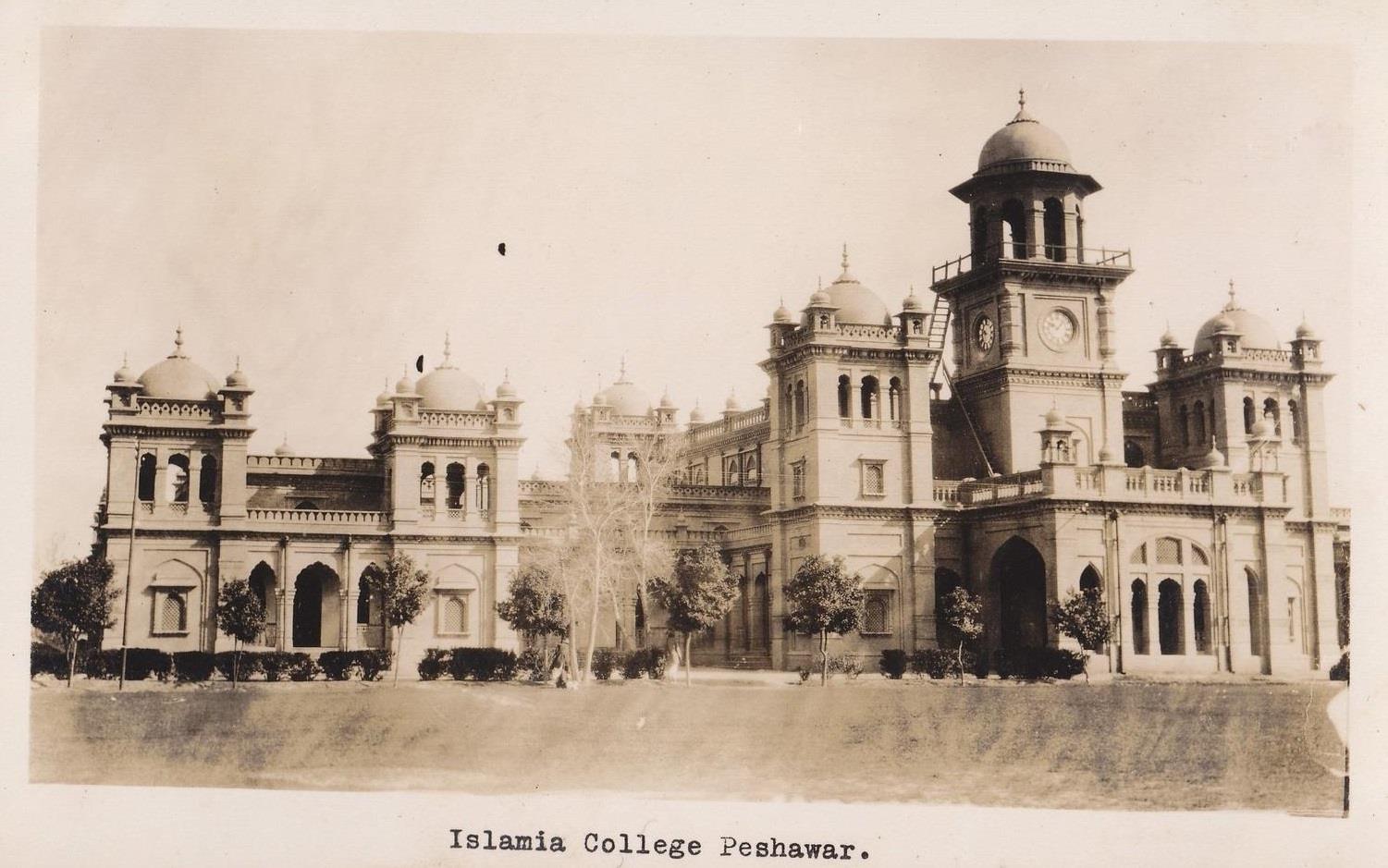 History of Pashtuns: Islamia College, Peshawar