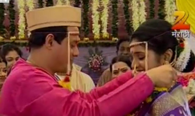 Eka Lagnachi Dusari Goshta: Congradulations Radha and Ghana!!!