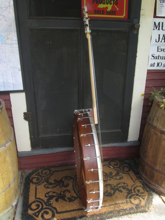 c.2012 26" Rim Upright Banjo Bass