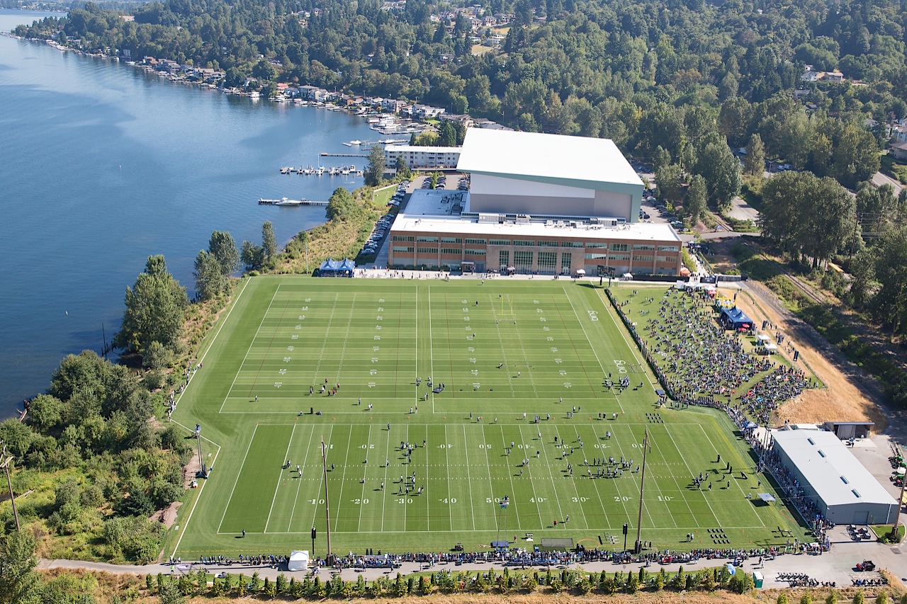 Seahawks Training Camp Heroes Continue To Wear Their Capes – Hawk Blogger