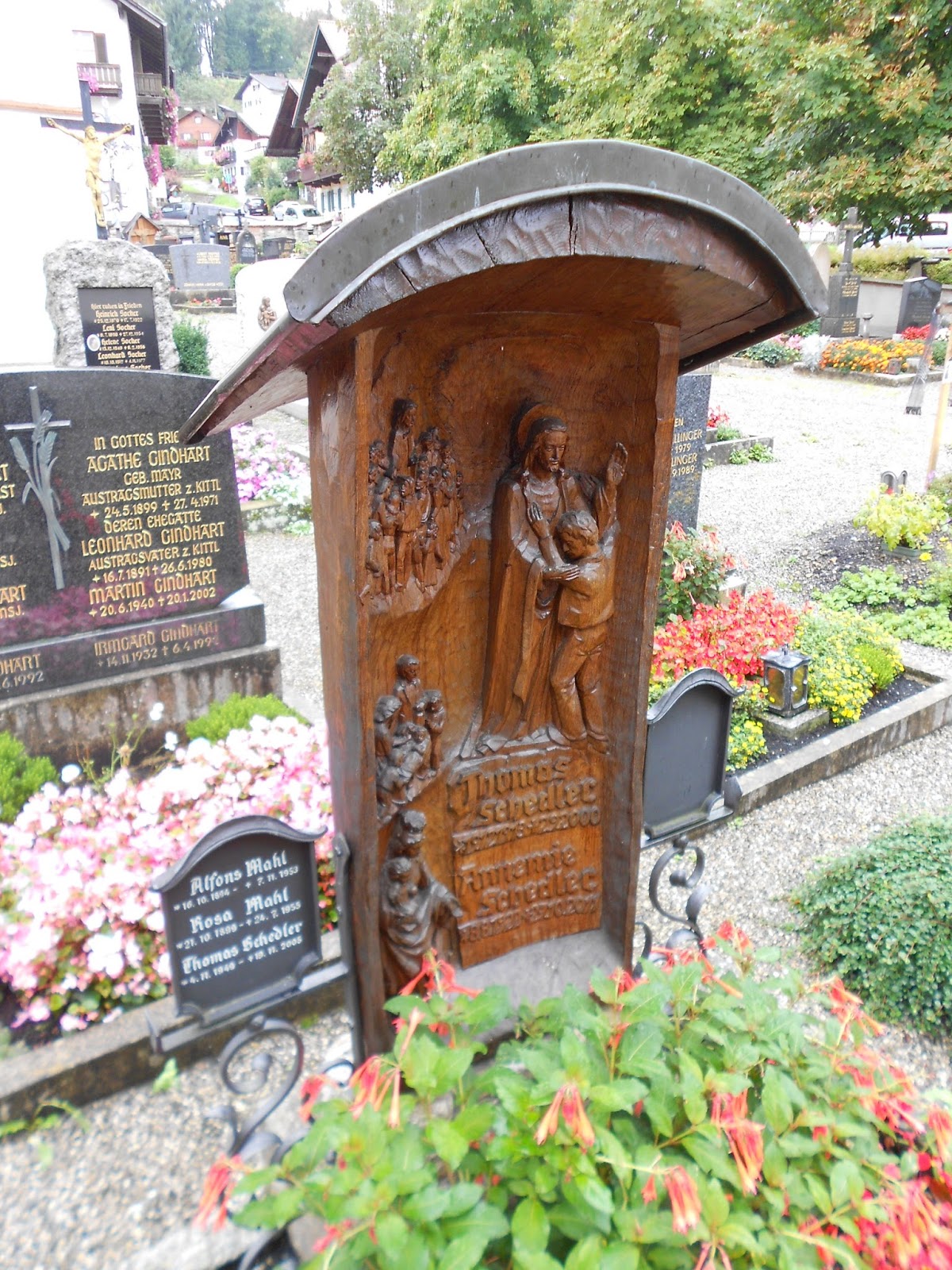 The woodcarving tradition of the Ammergauer Alps: visiting Oberammergau ...