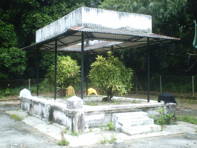 Baitul Ibadah Nurrusa`adah: Jelajah Sofi 2012 #2 - Makam Purba Tok Temong