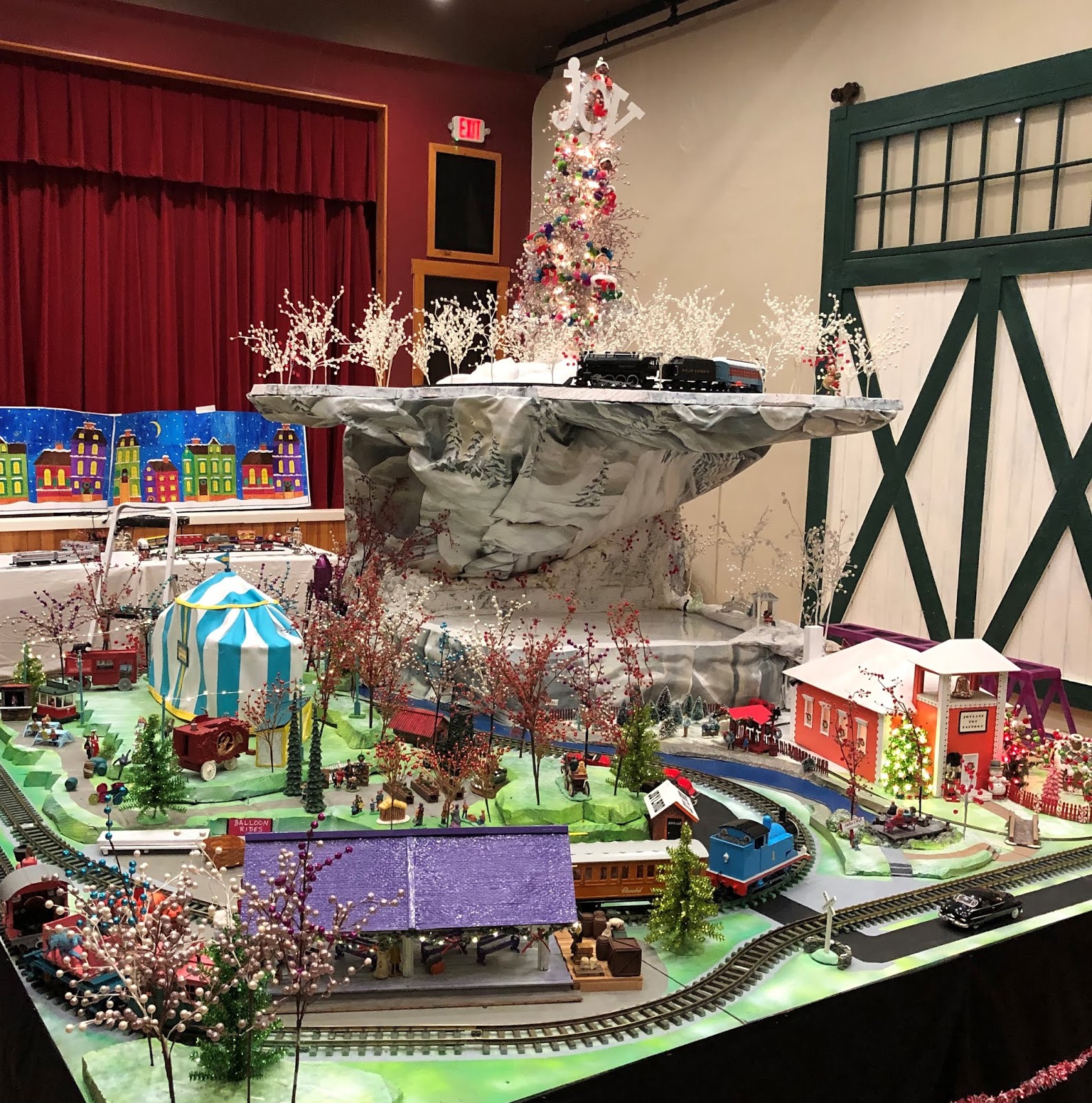 Midway Messenger: Model train exhibit Saturday at Thoroughbred Theater