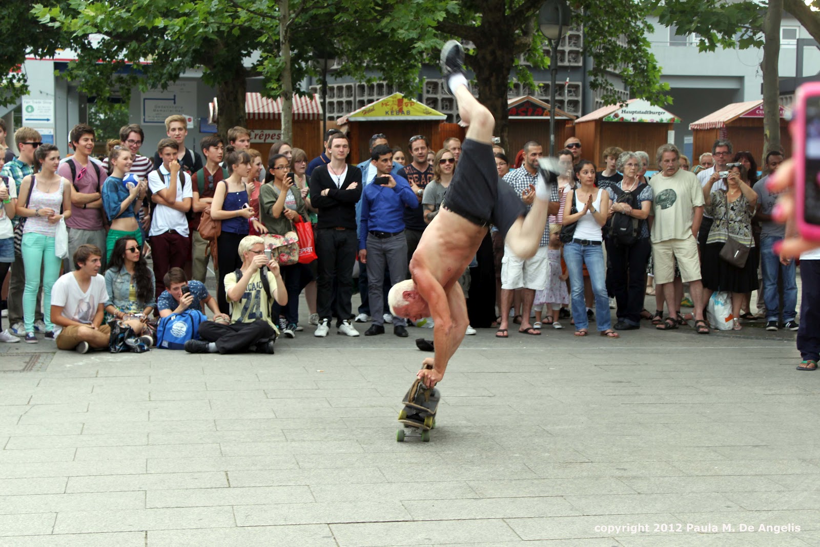 A New Yorker in Oslo: Street performers in Berlin