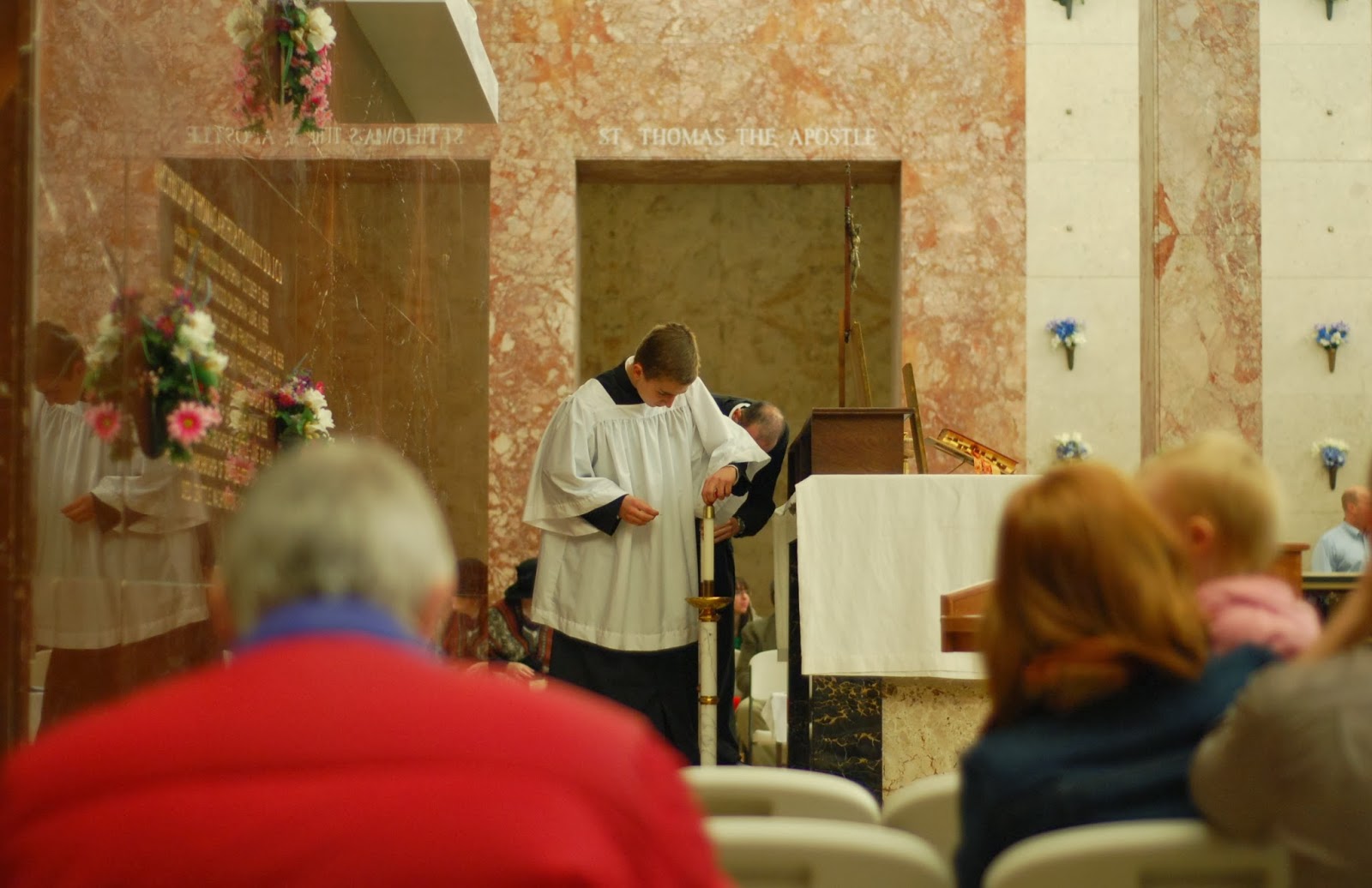 Glimpse of Peace: Low Mass {+2 New Altar Boys}