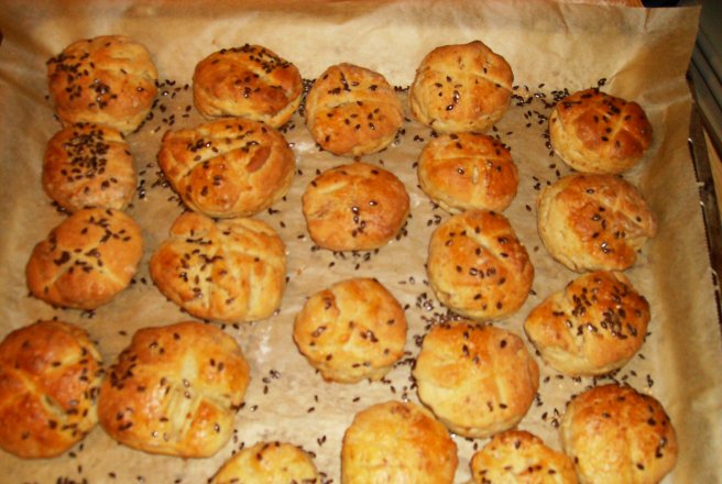 Pogaci cu jumari de porc ~ Rețete culinare