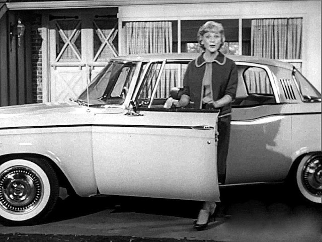 Los Angeles Morgue Files: "Mr. Ed" Actress Connie Hines 2009 Westwood ...