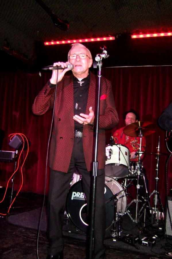 ROCK N ROLL BOOGIE: DJs / COMPERES / SOLO ACTS