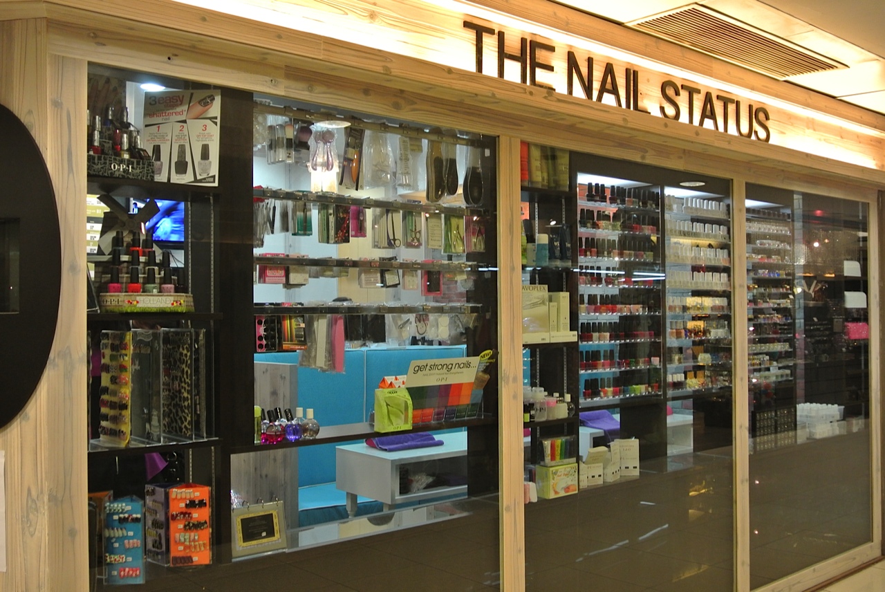 The Nail Status: THE "NEW" NAIL STATUS!