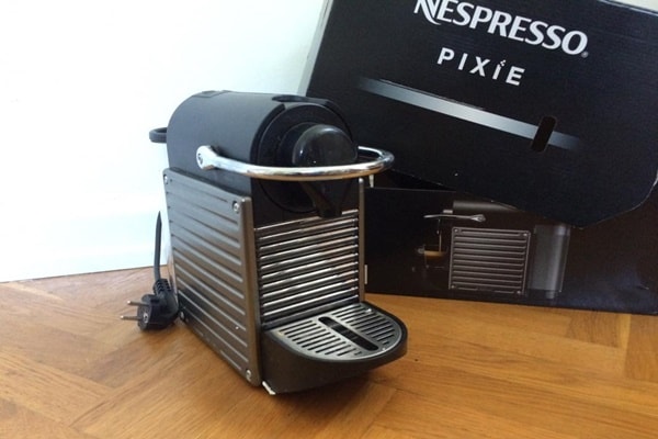 Nespresso Pixie C60 Kahve Makinesi | KAHVEKAFE - Kahve Dünyasından ...