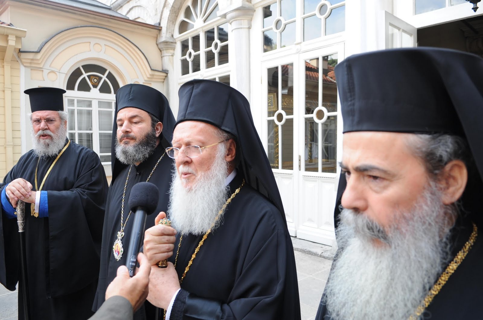 ΦΩΣ ΦΑΝΑΡΙΟΥ: ΤΟ ΜΗΝΥΜΑ ΚΑΙ ΤΟ ΑΝΑΚΟΙΝΩΘΕΝ ΤΗΣ ΣΥΝΑΞΕΩΣ ΤΩΝ ΠΡΟΚΑΘΗΜΕΝΩΝ