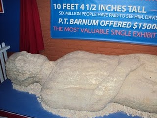 NICK'S ODD PIC(S) OF THE DAY: The Cardiff Giant