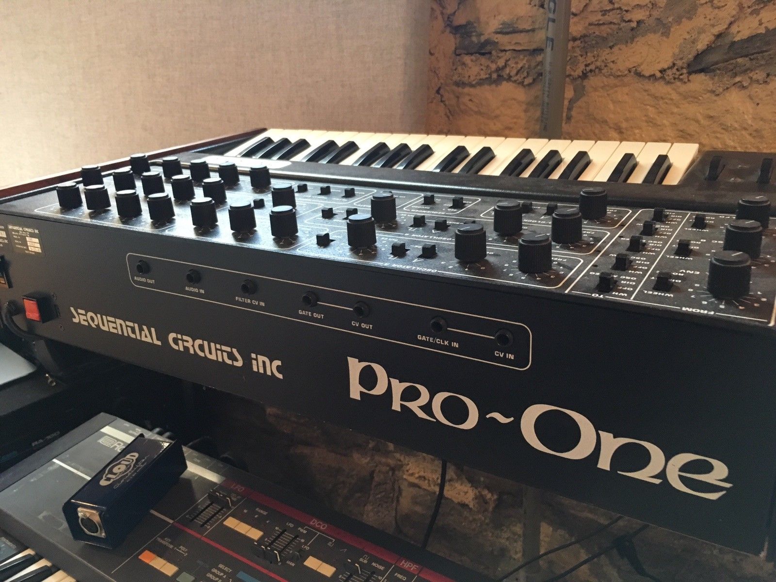 MATRIXSYNTH: Sequential Circuits Pro One Keyboard Synthesizer SN 6167