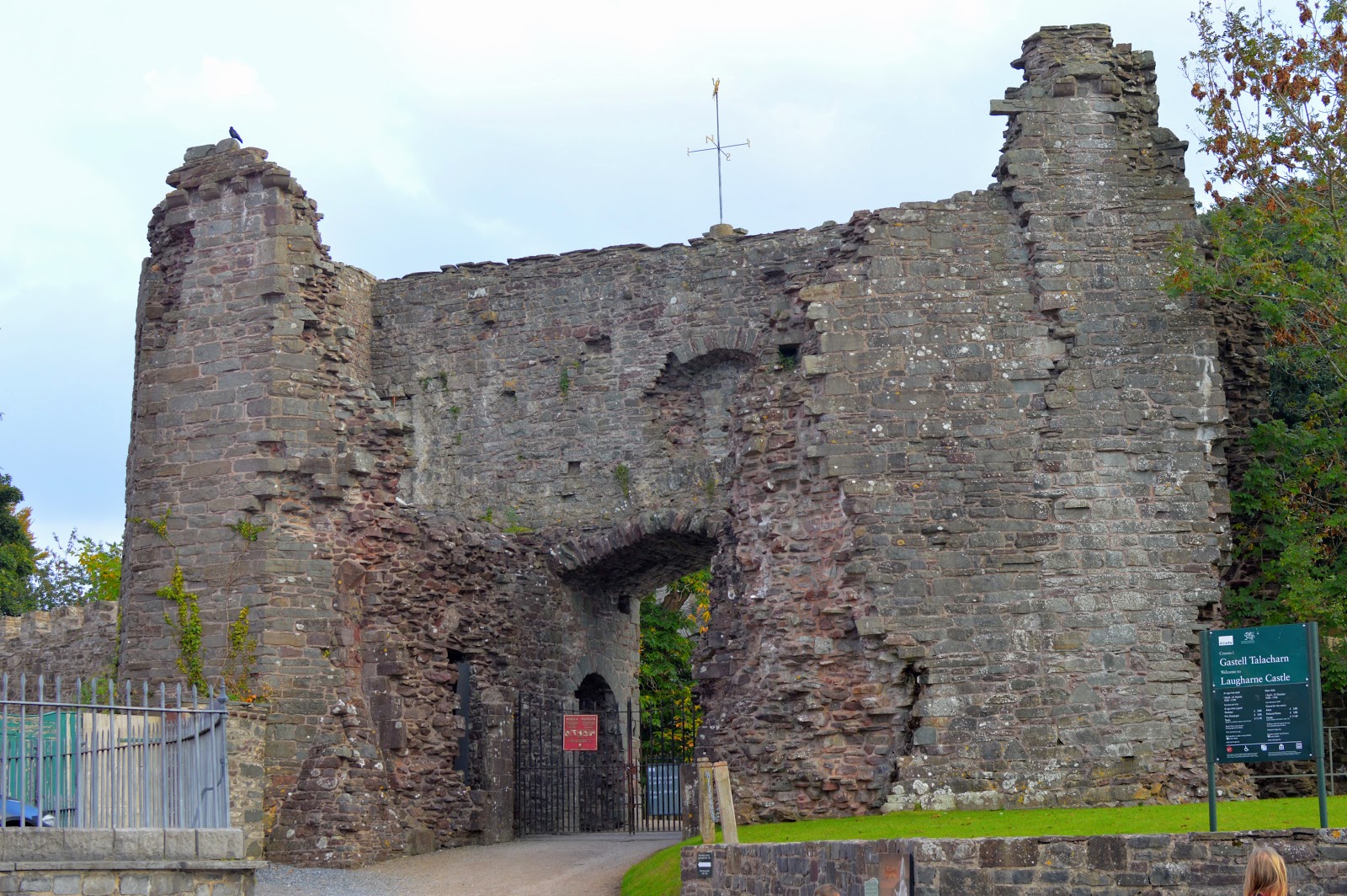 A Day at Pendine and Laugharne- "Magical Bedlam By the Sea" - Diary of ...