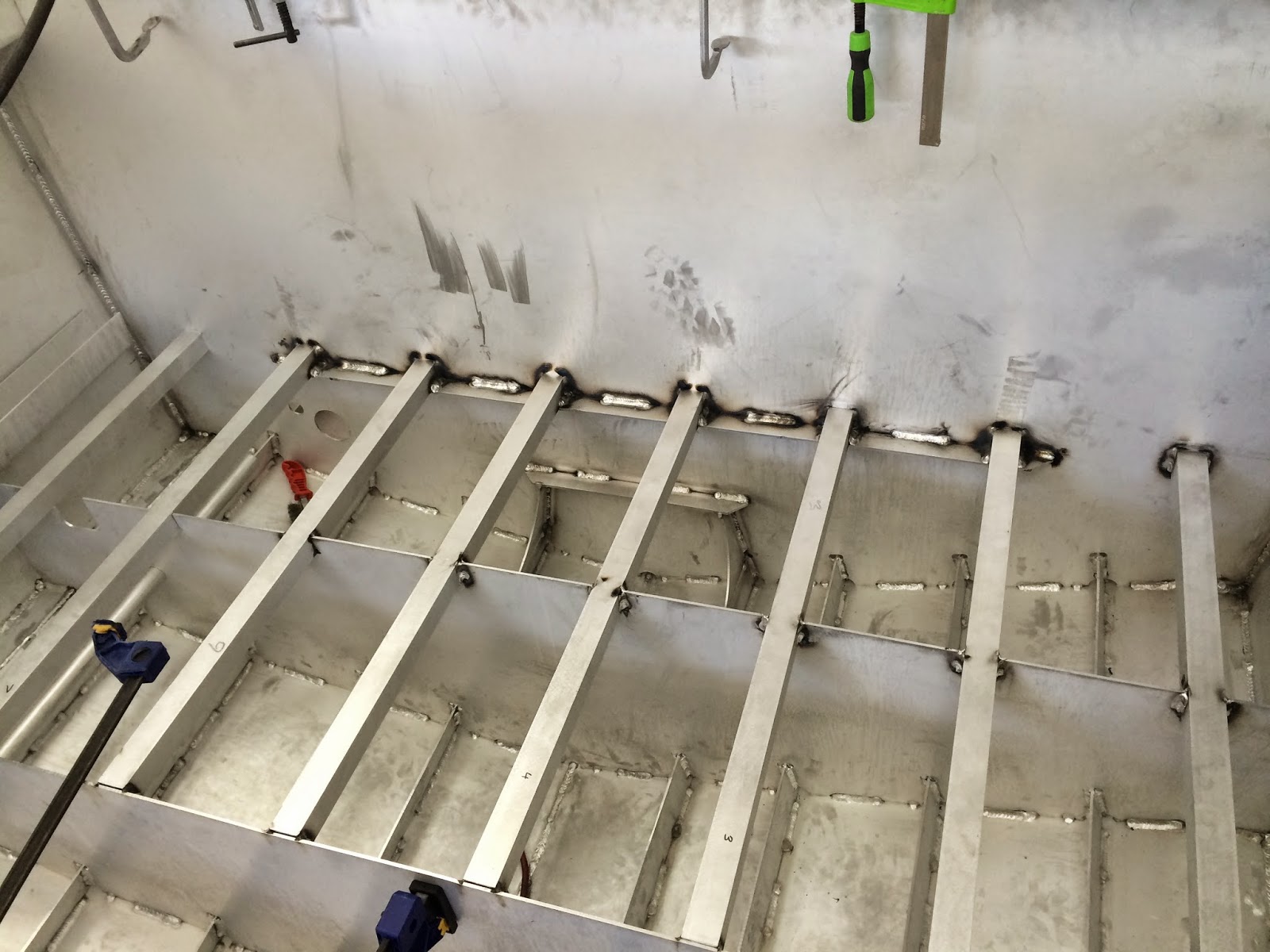 CNC Marine 5m (5.75 Overall) Plate Boat Build: Welding in deck stiffeners
