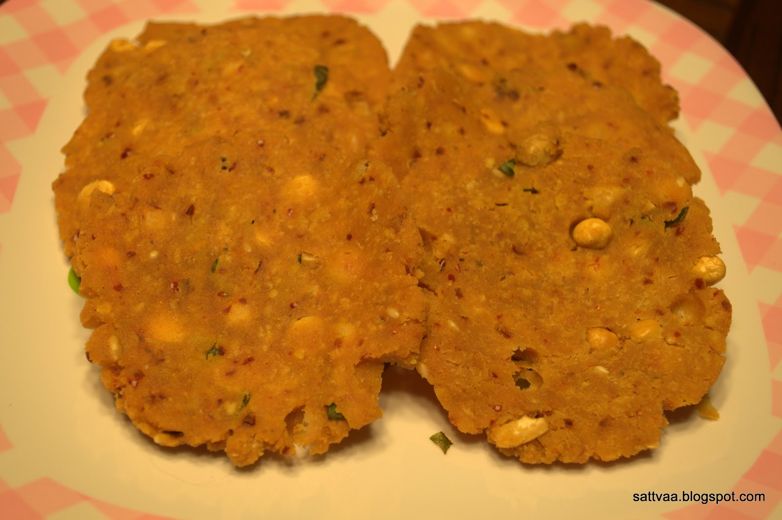 Sattvaa: Nippattu - crunchy, crispy snack