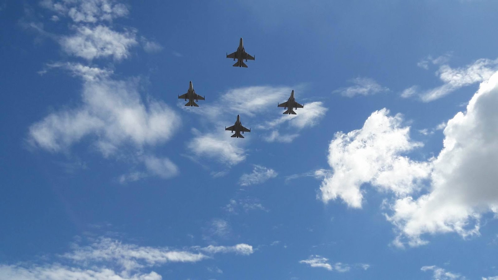 THAIDEFENSE-NEWS: The AFP received two new FA-50 Fighter-Trainers..