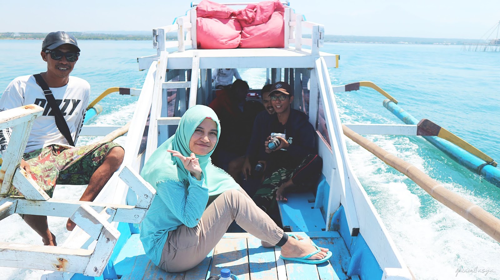 Snorkeling Trip Lombok Edition: Pantai Pink, Gili Pasir, Gili Petelu ...