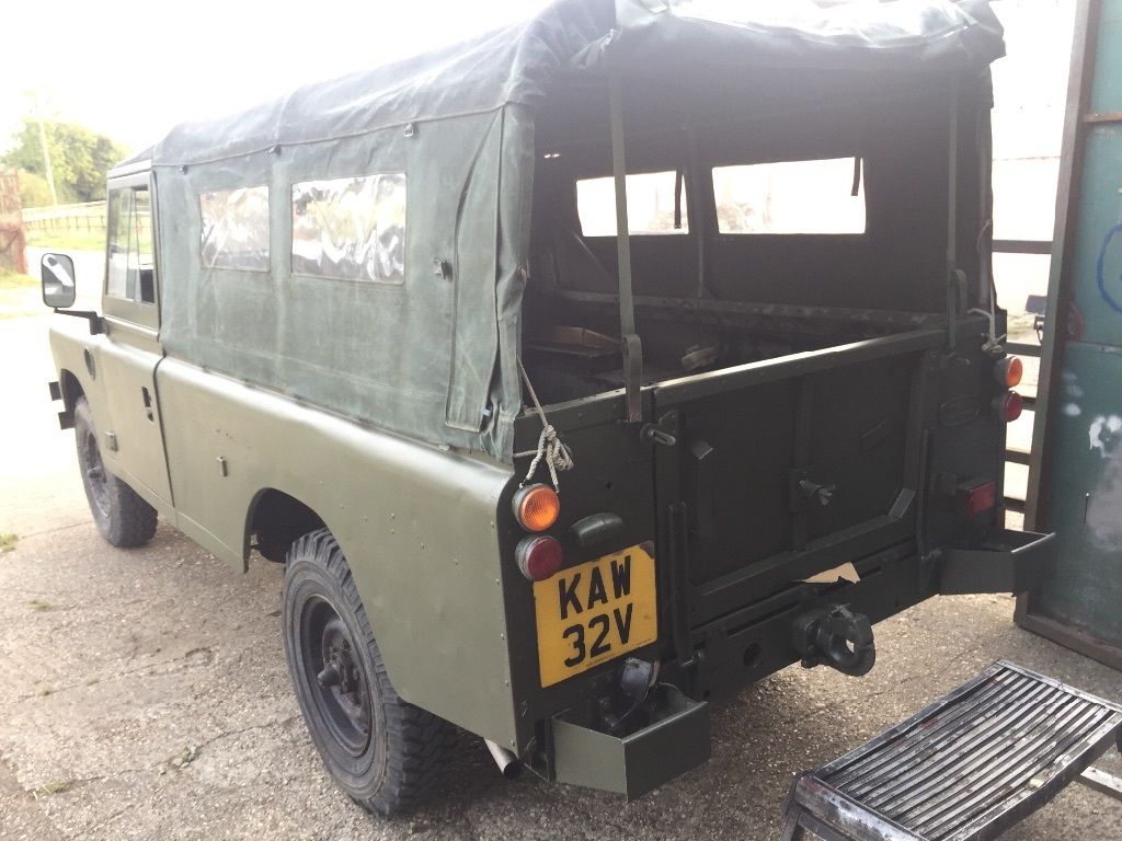 Landrover Defender: Ex mod series 3 FFR 2.25 petrol - 1980