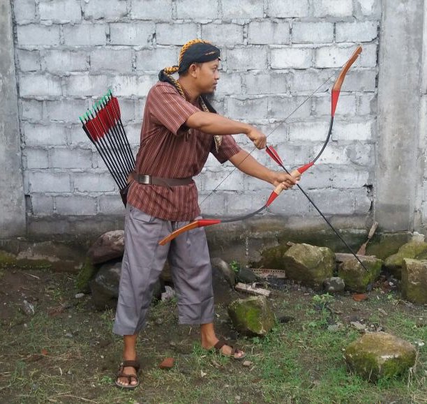 Jual Busur Panah Hungarian Bow, Lengkap Dengan Anak Panah | Tutorial ...