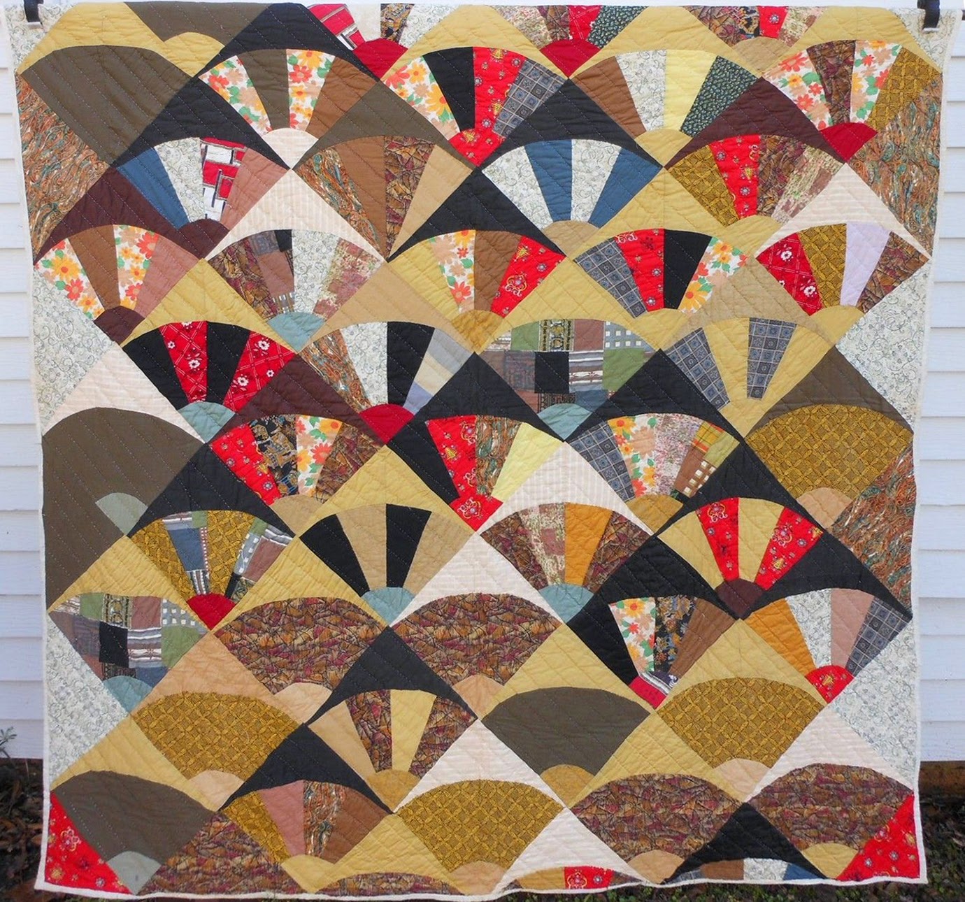 Wonkyworld: More Radiating Patchwork