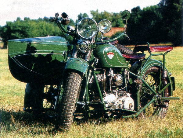 Muchy w zębach ...: klasycznie - Sokół 1000