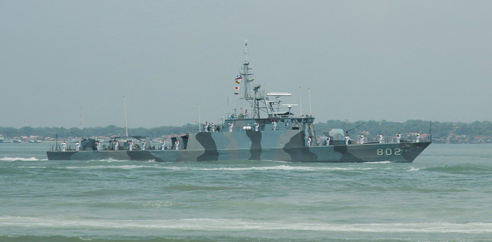 Garuda Militer: ★ FPB-57