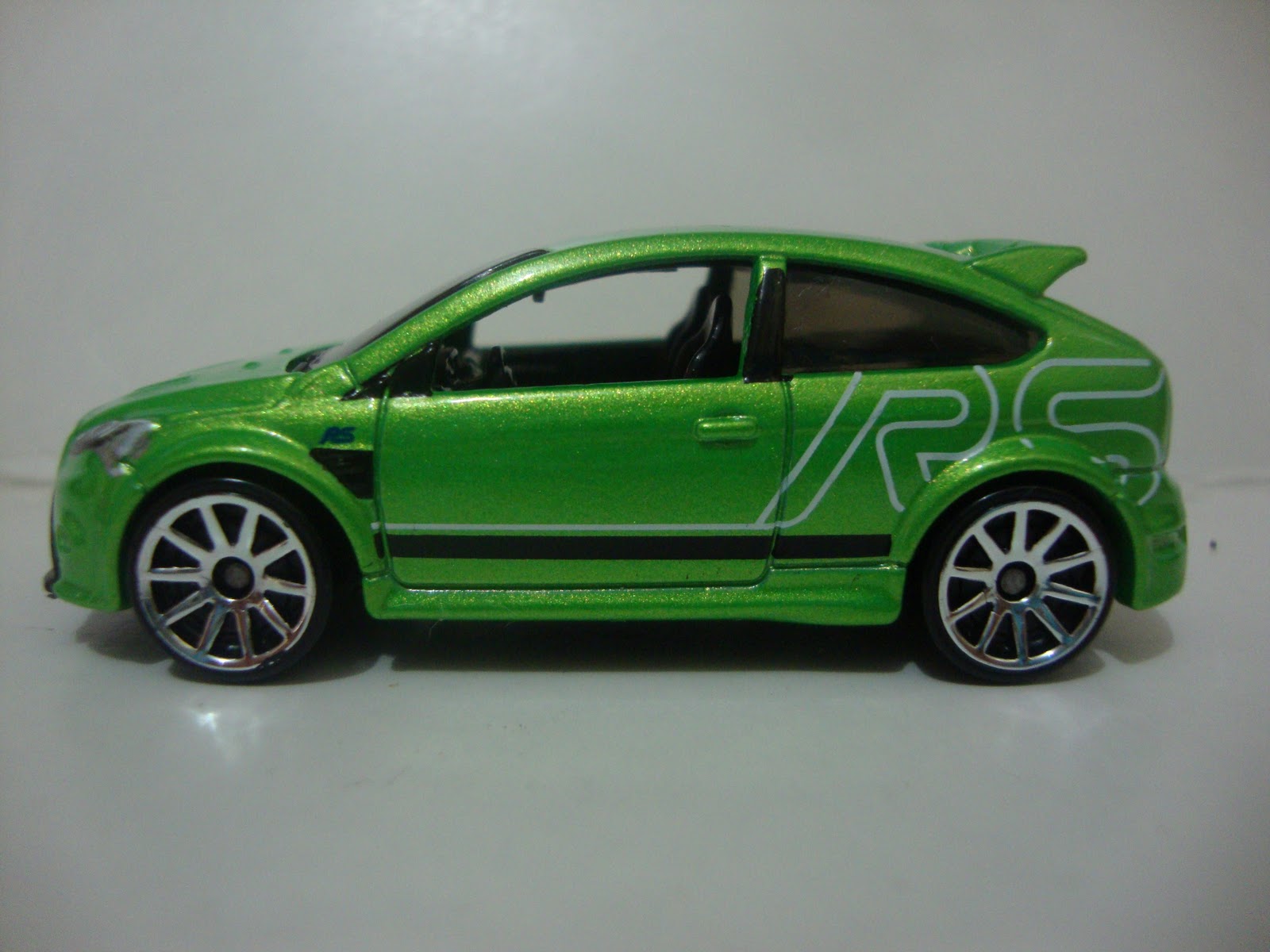 COLEÇÃO HOT WHEELS STA.CRUZ DO SUL-RS: FORD FOCUS RS- HOT WHEELS