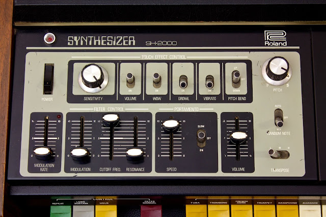 MATRIXSYNTH: Roland SH-2000 Analog Synthesizer SN 474981