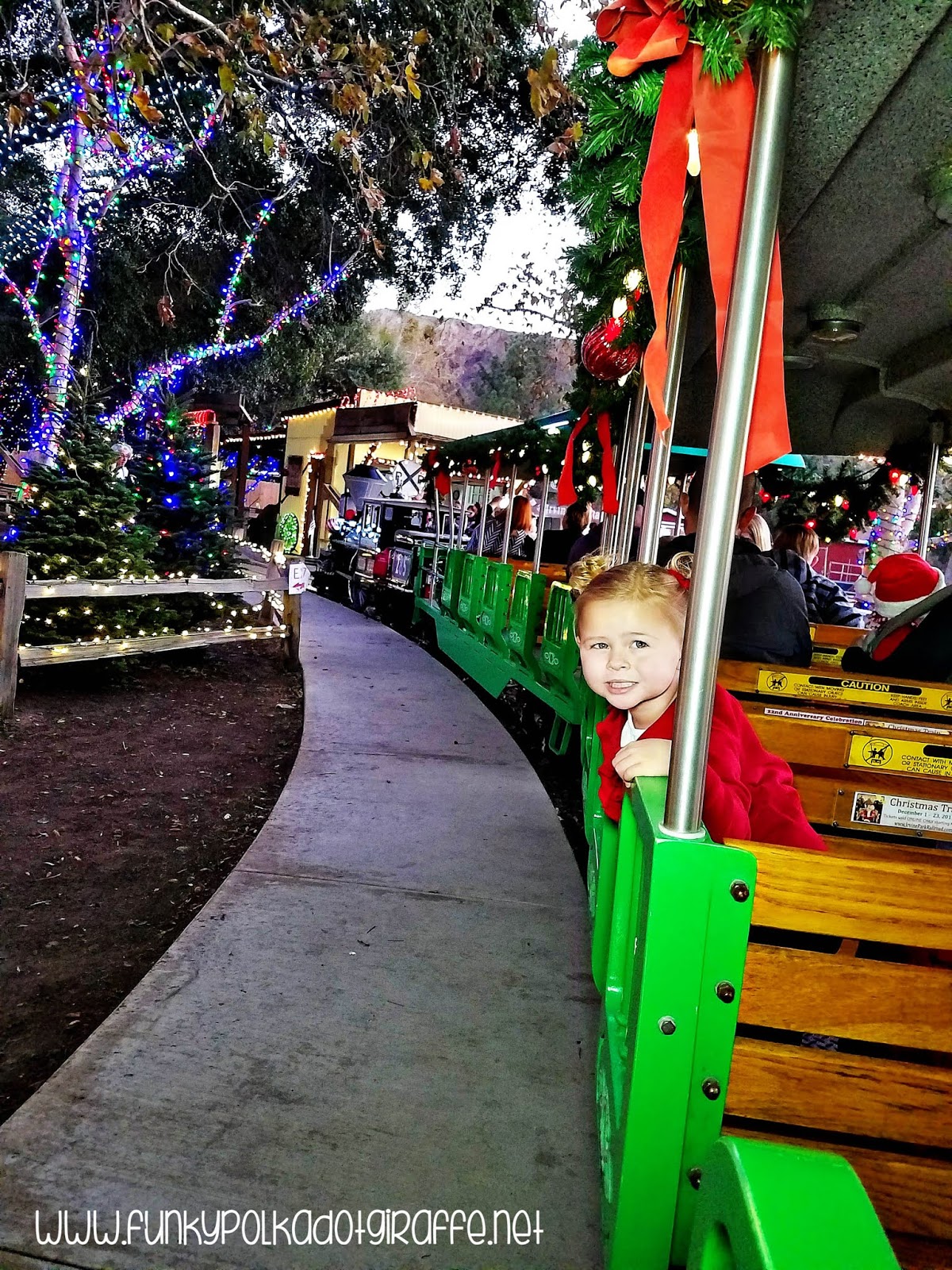 Funky Polkadot Giraffe: 2019 Irvine Park Railroad Christmas Train ...