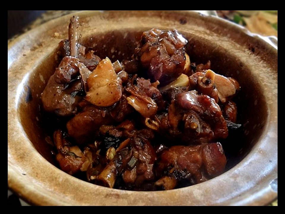 CAZUELA DE BARRO: Pollo al Ajillo rápido