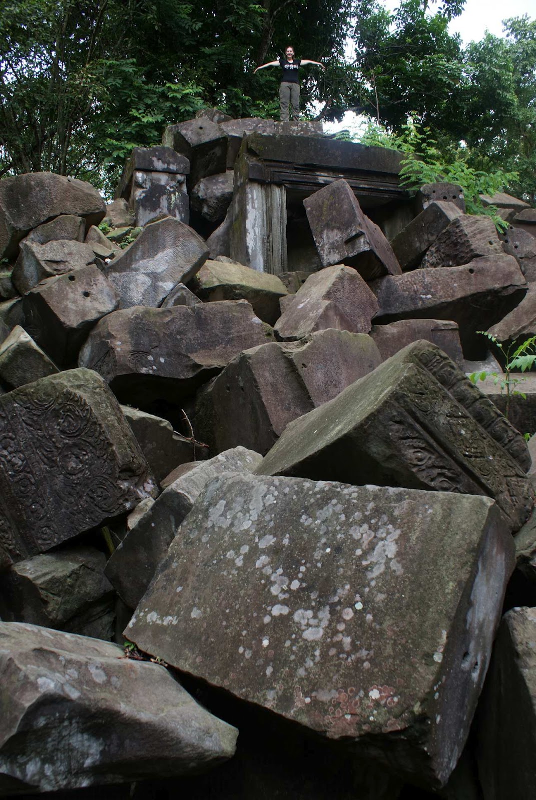 Michelle and Gareth's travel blog: The Indiana Jones temple - climbing ...