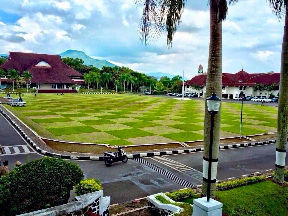 IPDN dan Beberapa Filosofi di Dalamnya - Catatan Amburegul