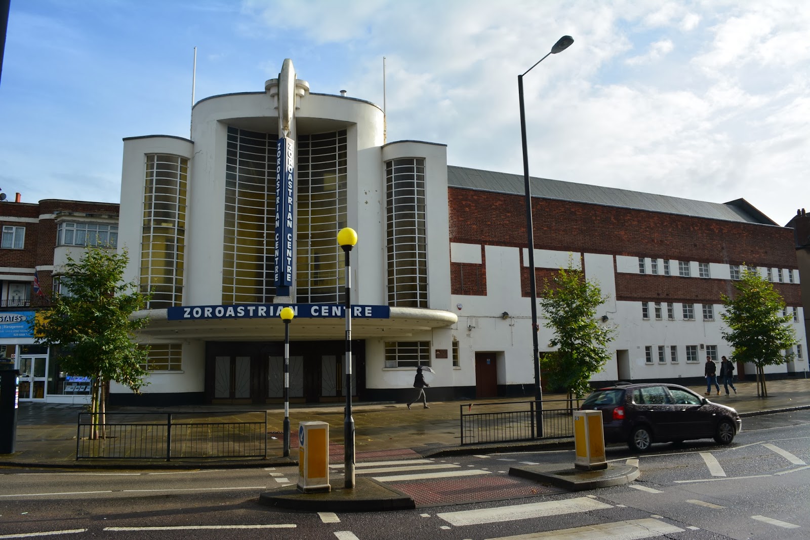 Holden's stripped back Deco Station at Rayners Lane, 1933 (1447 x 1600 ...
