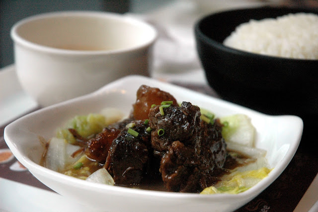 DUDE FOR FOOD: Fast, Flavorful, and Affordable Meals at Yumchee Fastfood