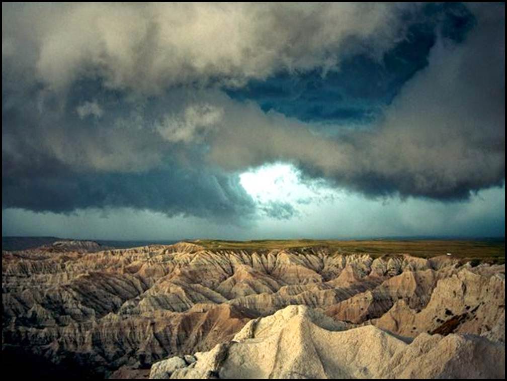 Badlands: The American Indian historical battle field - Travel Tourism ...