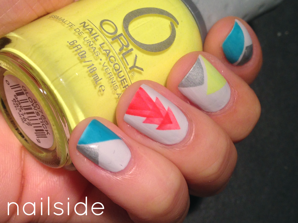 Nailside: Neon geometric Christmas nails
