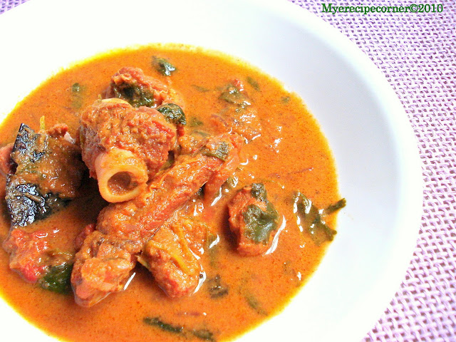 Mye's Kitchen: Chettinad Mutton Kuzhambu/ Chettinad Mutton Curry( My ...