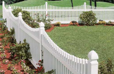 Examples of Ideal Home Fencing - Life Is Beautiful
