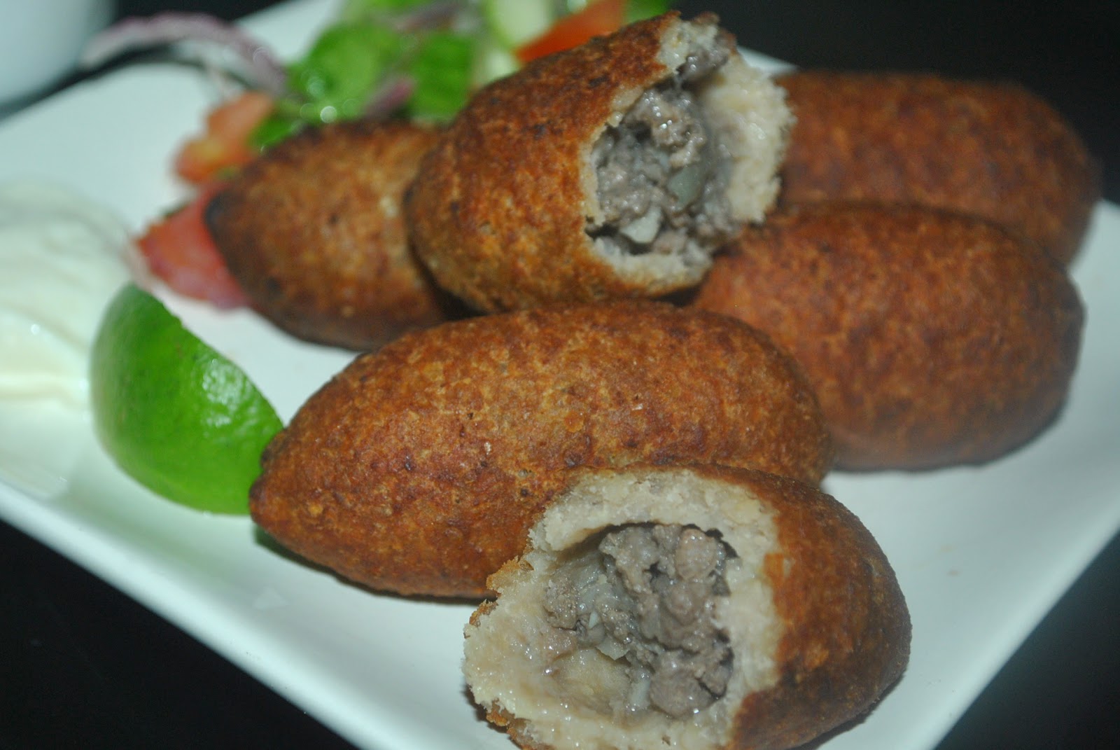 PATYSKITCHEN: LEBANESE KIBBEH WITH GARLIC YOGURT AND TOMATO SALSA