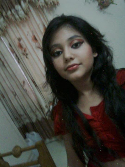 Bangladeshi Meyeder Modern Pose ((((: Bangladeshi Meyeder Mela