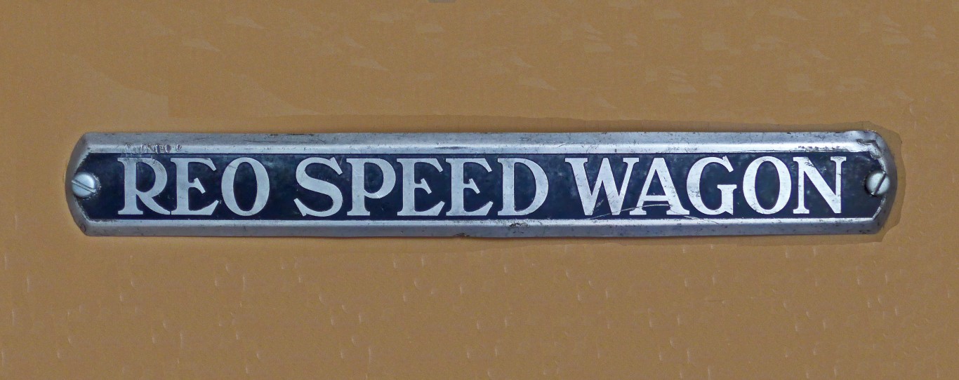 American Auto Emblems: REO TRUCK