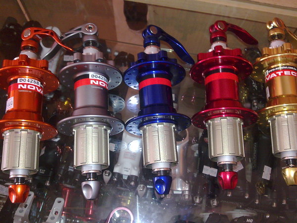 Istana Sepeda: Hub Novatec 4 Bearing Murah Cuma Rp.545.000