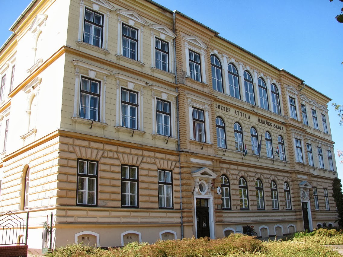 from story to story: Hungarian school presentation