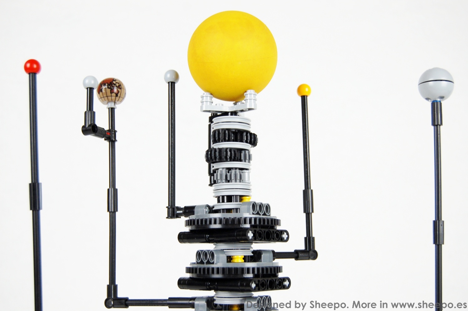 Sheepo's Garage: Solar system Orrery with 8 planets