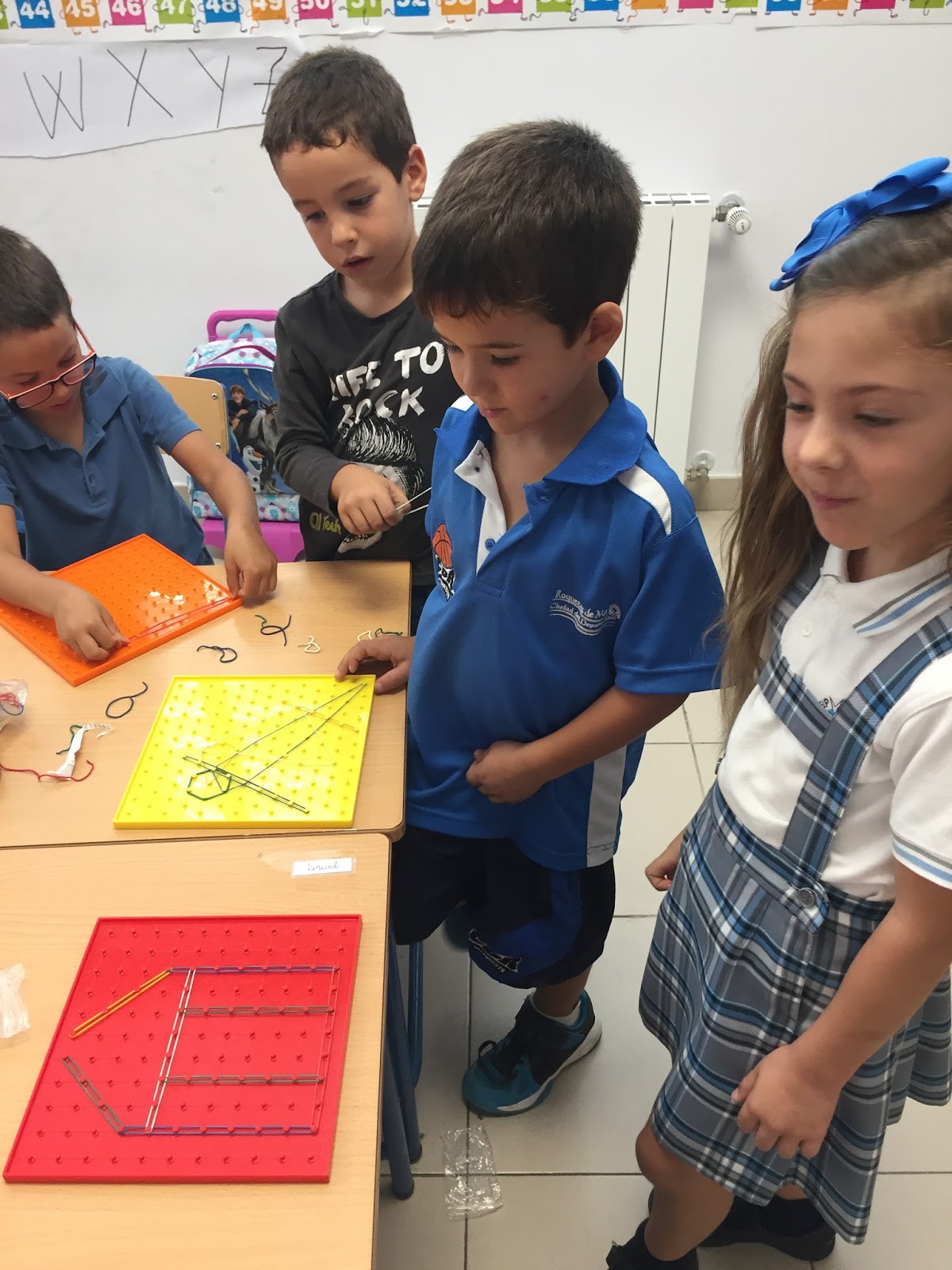 Las estrellas del cole: RINCONES DE MATES